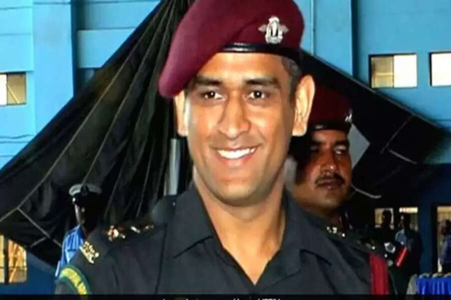 Dhoni Indian Army Rank and Salary: Mahendra Singh Dhoni has been given ...