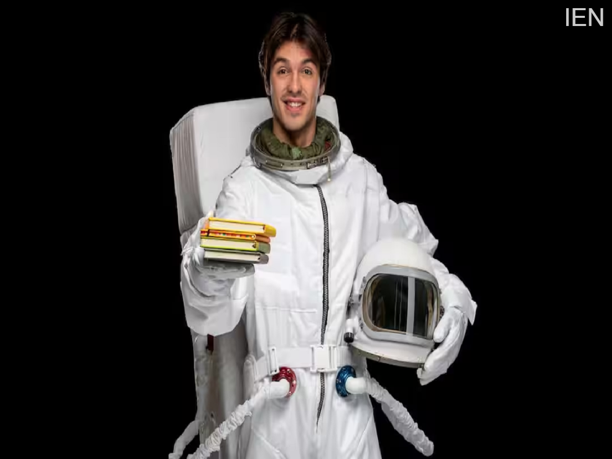 How to Become an Astronaut? Learn about the study, course, salary, and ...