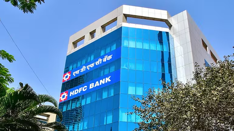 HDFC Bank Revises Debit Card Lounge Access Rules: Card Swipe Entry Ends ...